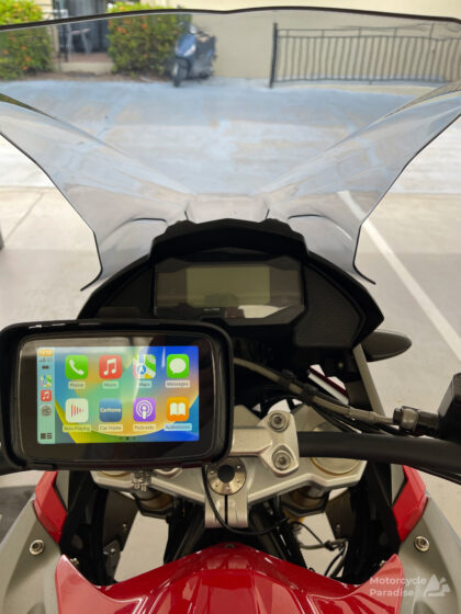 Apple Carplay or Android Auto on any motorcycle | Motorcycle Paradise